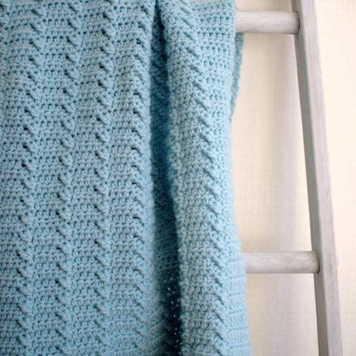 Rippled Fast Crochet Blanket Pattern - Crochet Life